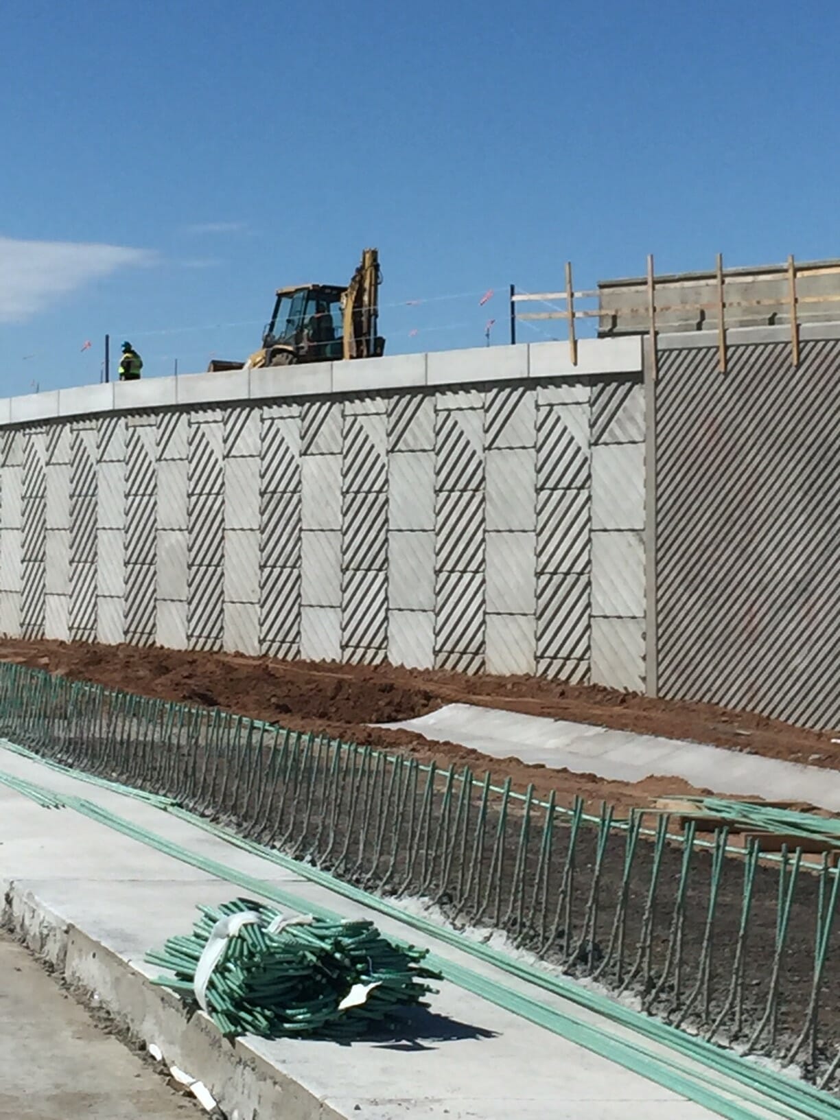 I-35 NORMAN RETAINING WALLS - Experts in Highway & Bridge Aesthetics ...